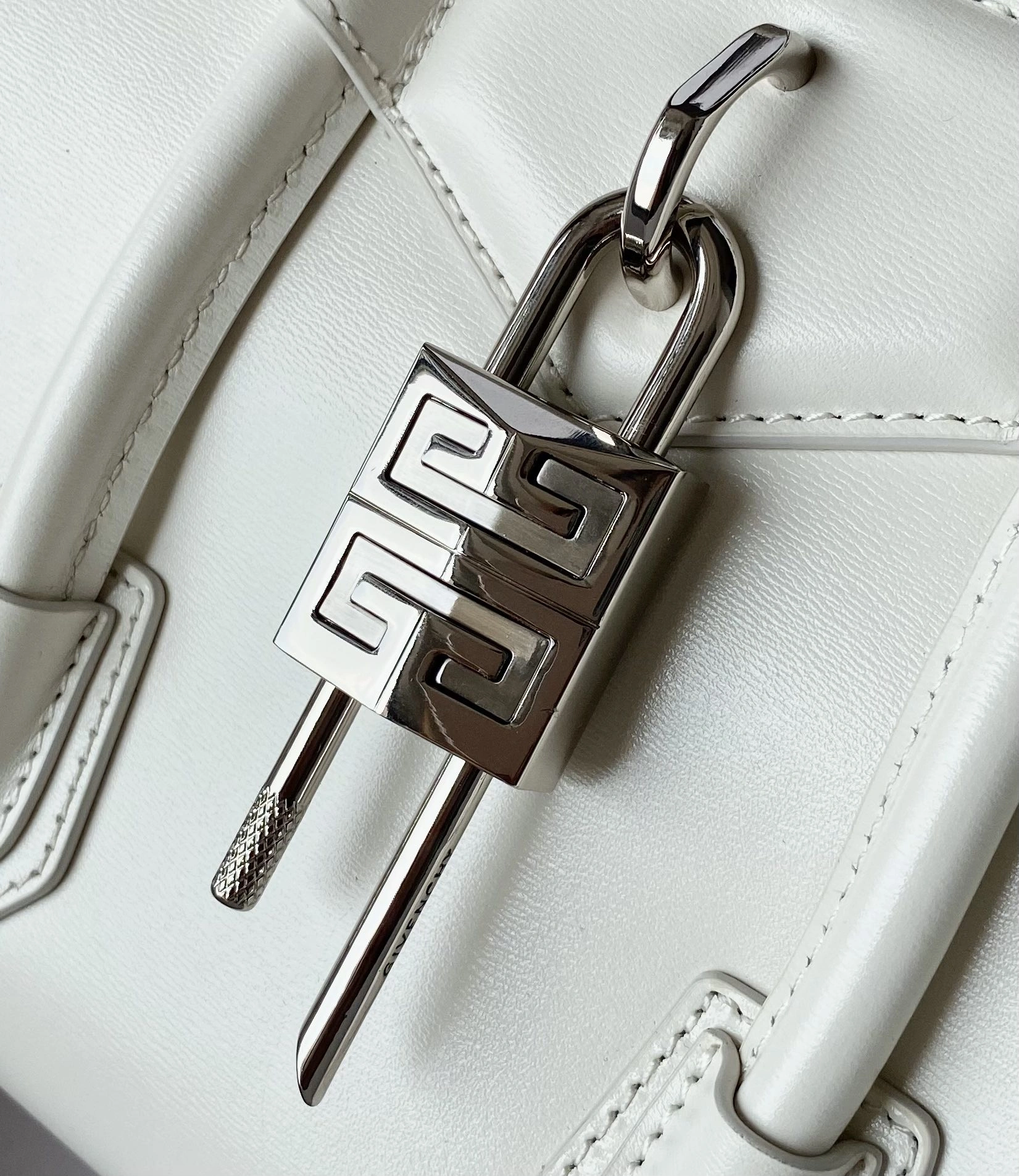 Top match Givenchy Top Handle Bags