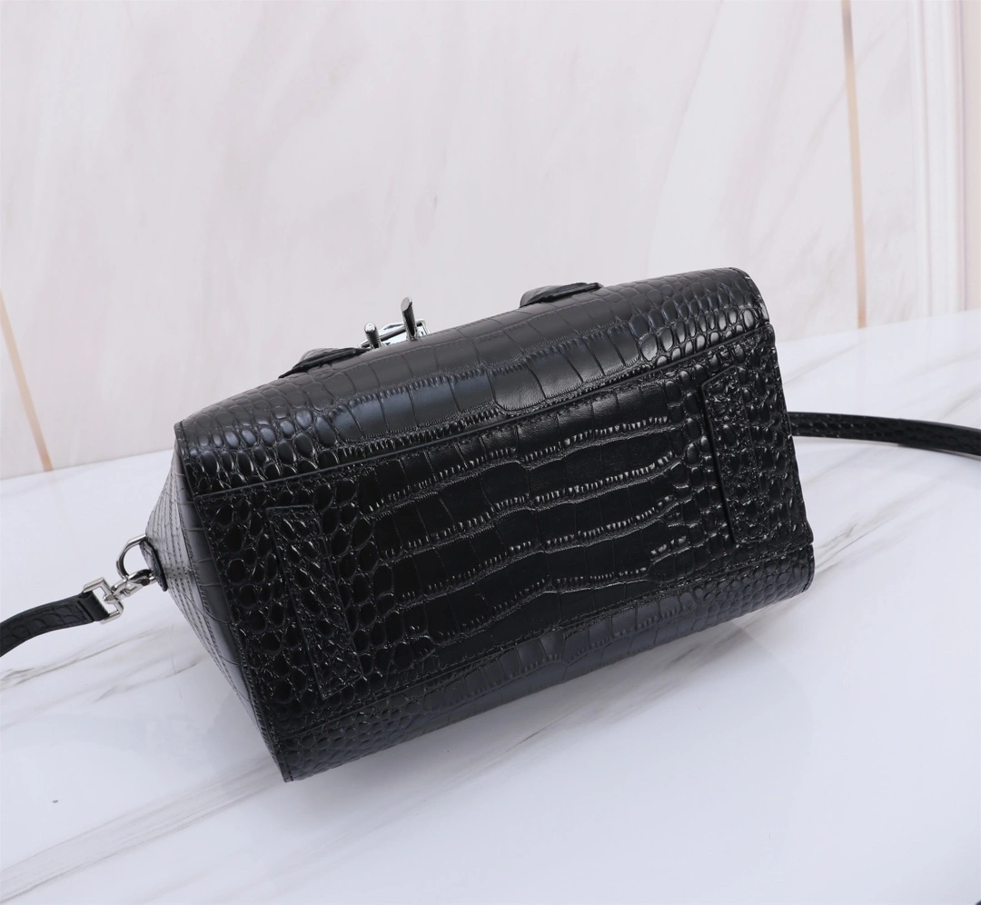 Top mirror Givenchy Top Handle Bags
