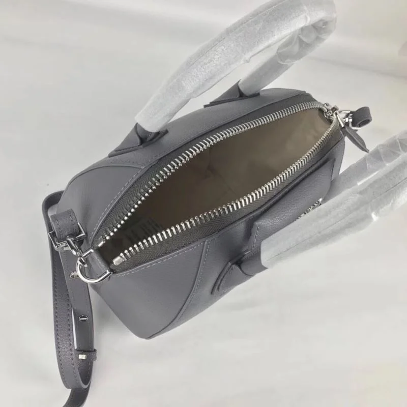 High accuracy Givenchy Top Handle Bags