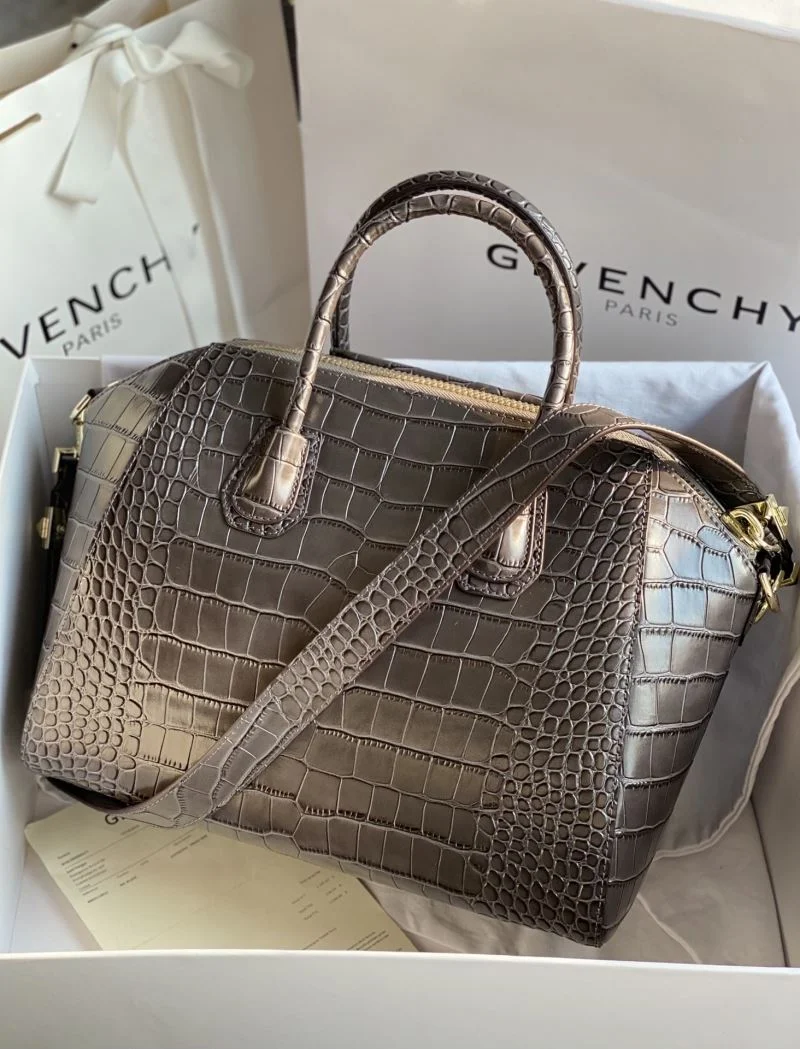 Top mirror Givenchy Top Handle Bags
