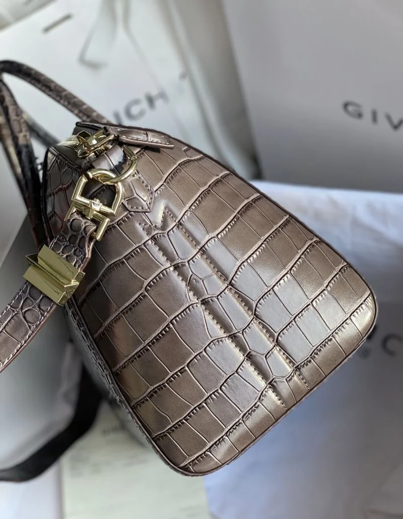 Top mirror Givenchy Top Handle Bags