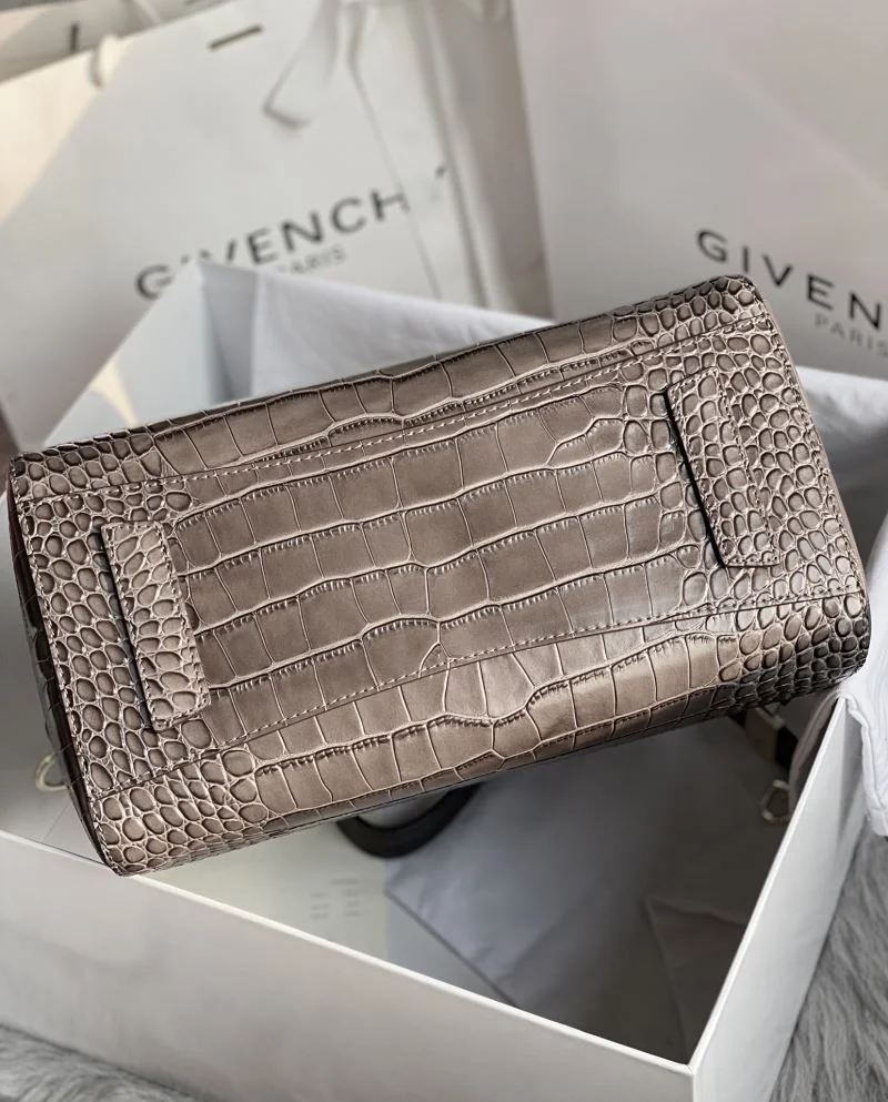 Top mirror Givenchy Top Handle Bags