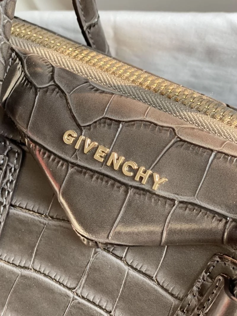 Top mirror Givenchy Top Handle Bags
