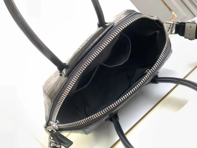 Top match Givenchy Top Handle Bags