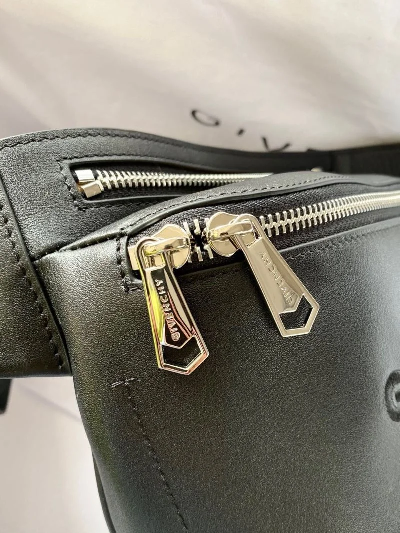 Top match Givenchy Waist Chest Packs