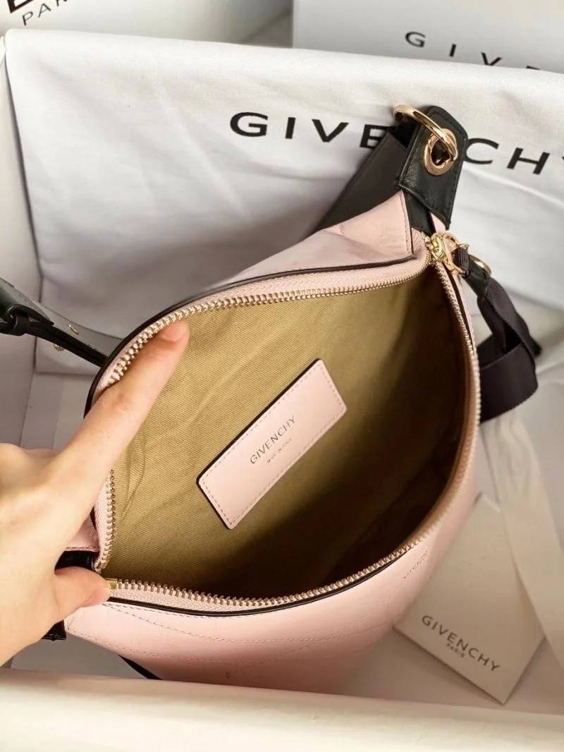 Accurate model Givenchy Waist Chest Packs