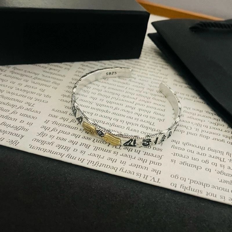 Official Goros Bracelets