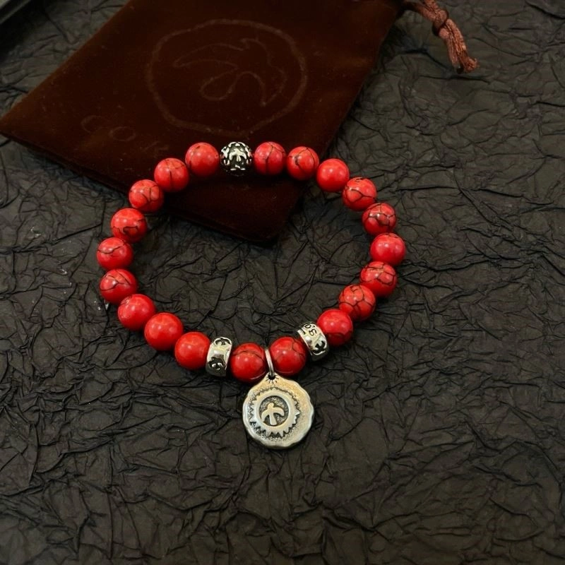 Indistinguishable Goros Bracelets