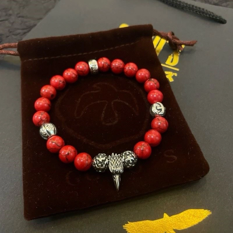 Indistinguishable Goros Bracelets