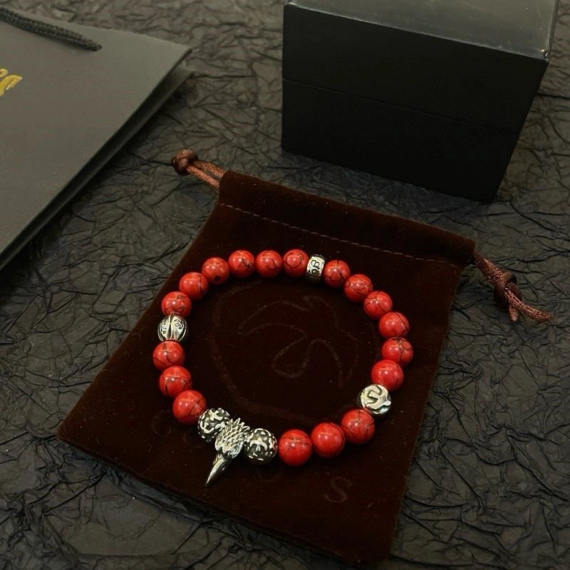 Indistinguishable Goros Bracelets