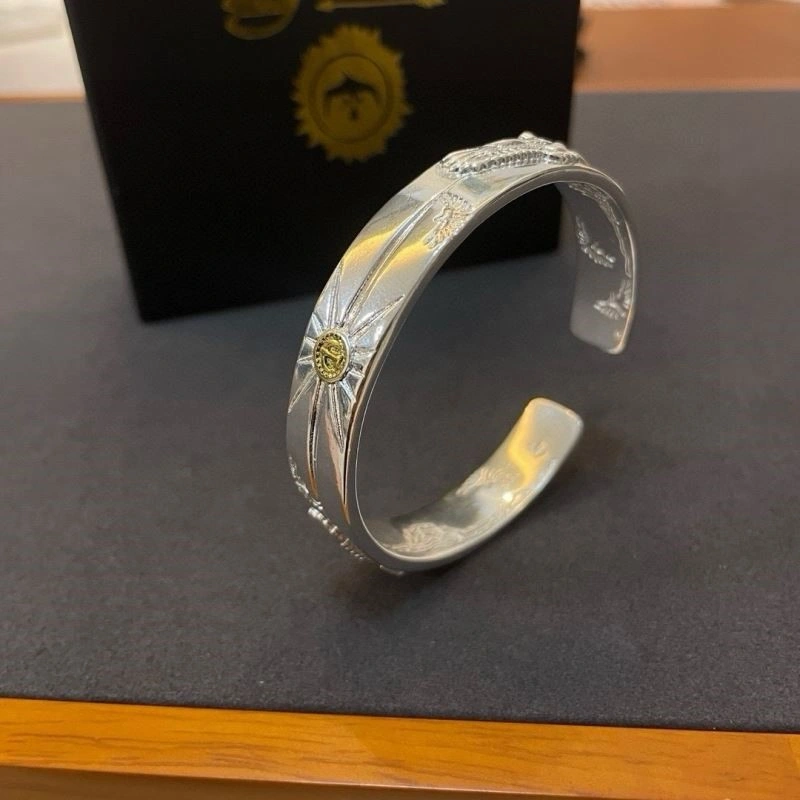 High accuracy Goros Bracelets