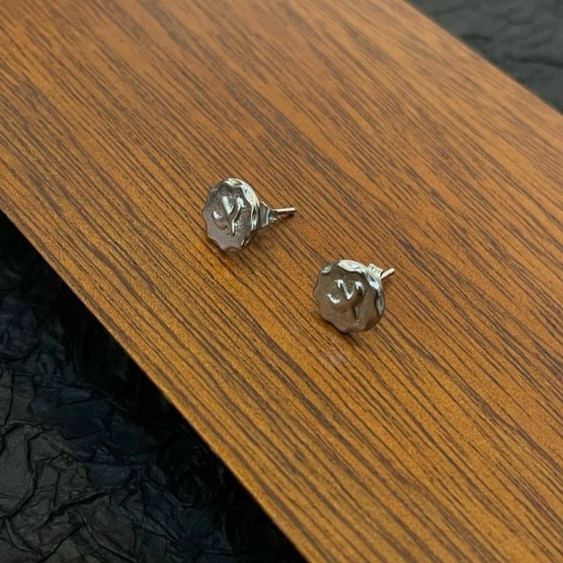 Cut-rate Goros Earrings