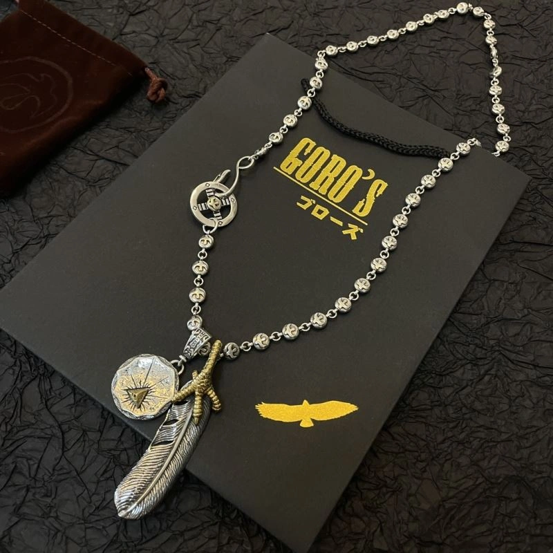 Top mirror Goros Necklaces