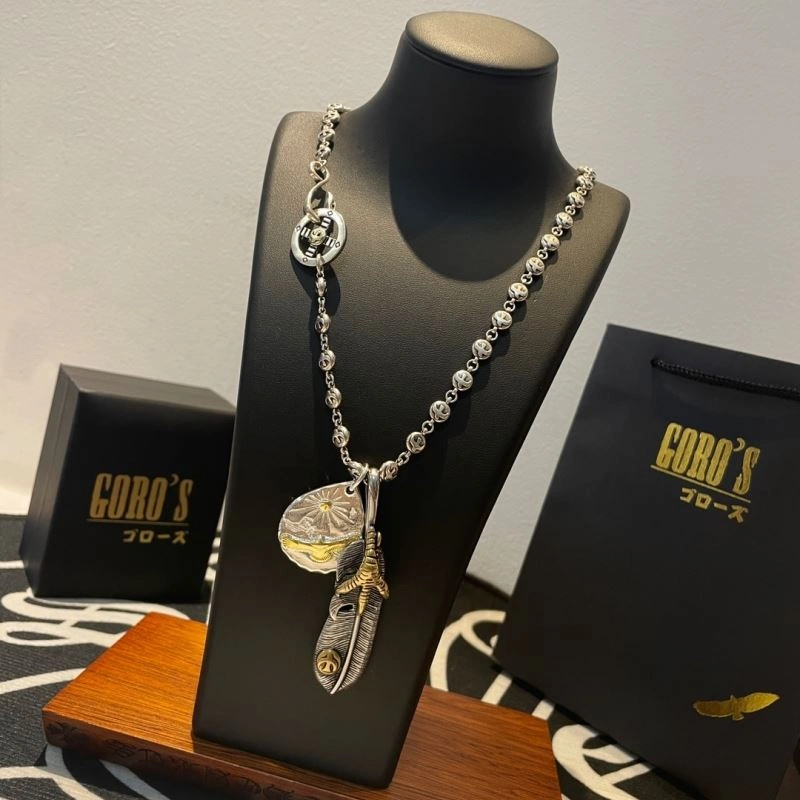 Low-cost Goros Necklaces
