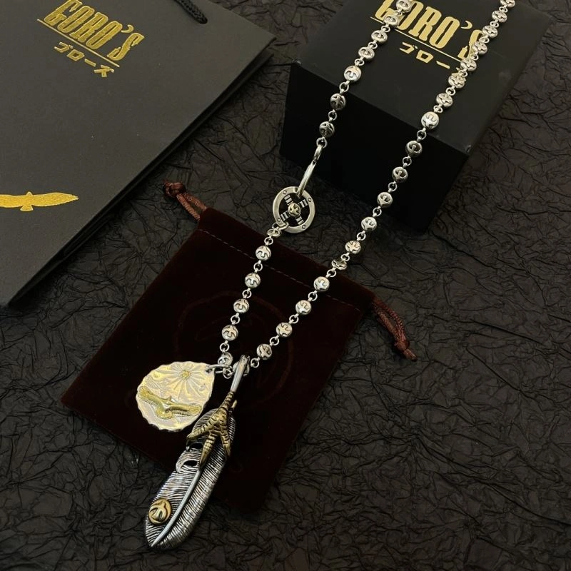 Low-cost Goros Necklaces