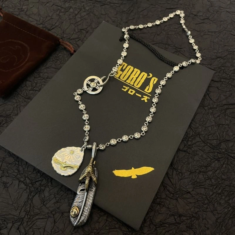Low-cost Goros Necklaces