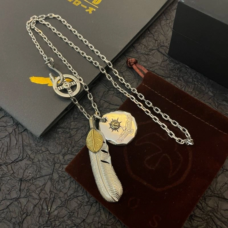 Top mirror Goros Necklaces