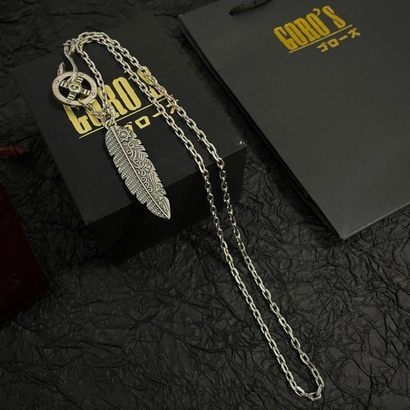 Low-cost Goros Necklaces
