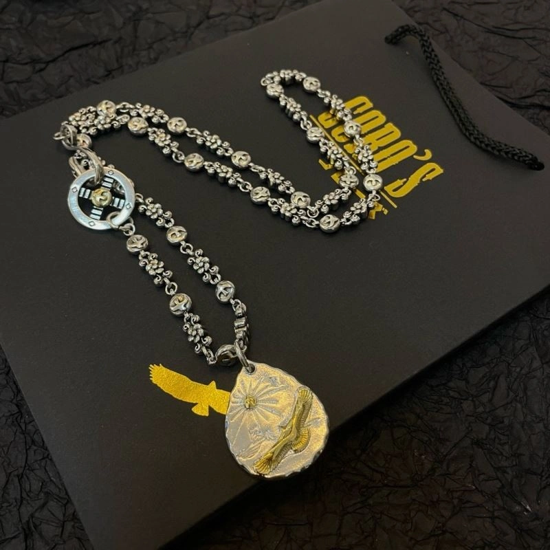 Low-cost Goros Necklaces