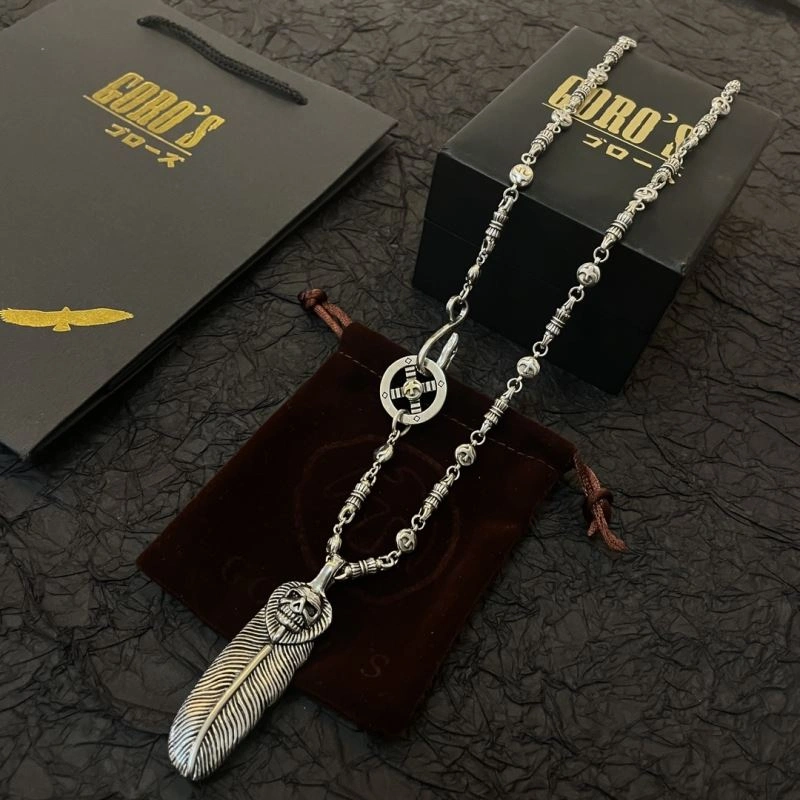 Low-cost Goros Necklaces