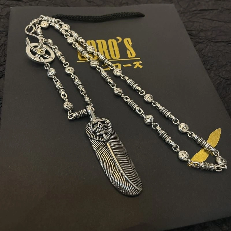 Low-cost Goros Necklaces