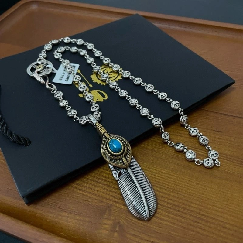 Low-cost Goros Necklaces