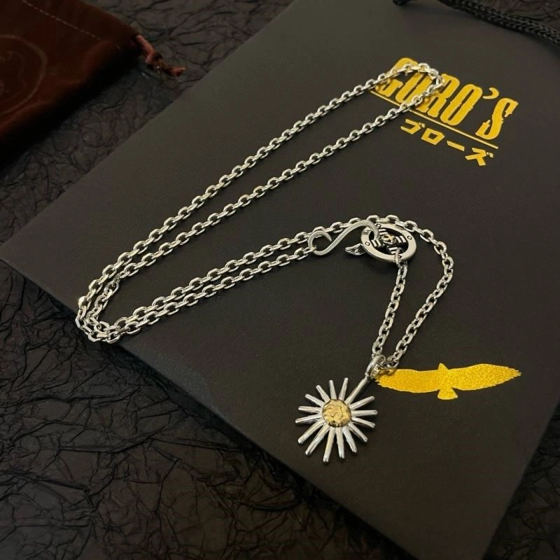 Low-cost Goros Necklaces