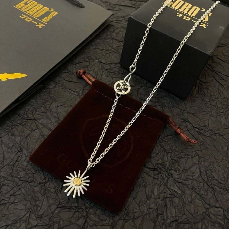 Low-cost Goros Necklaces