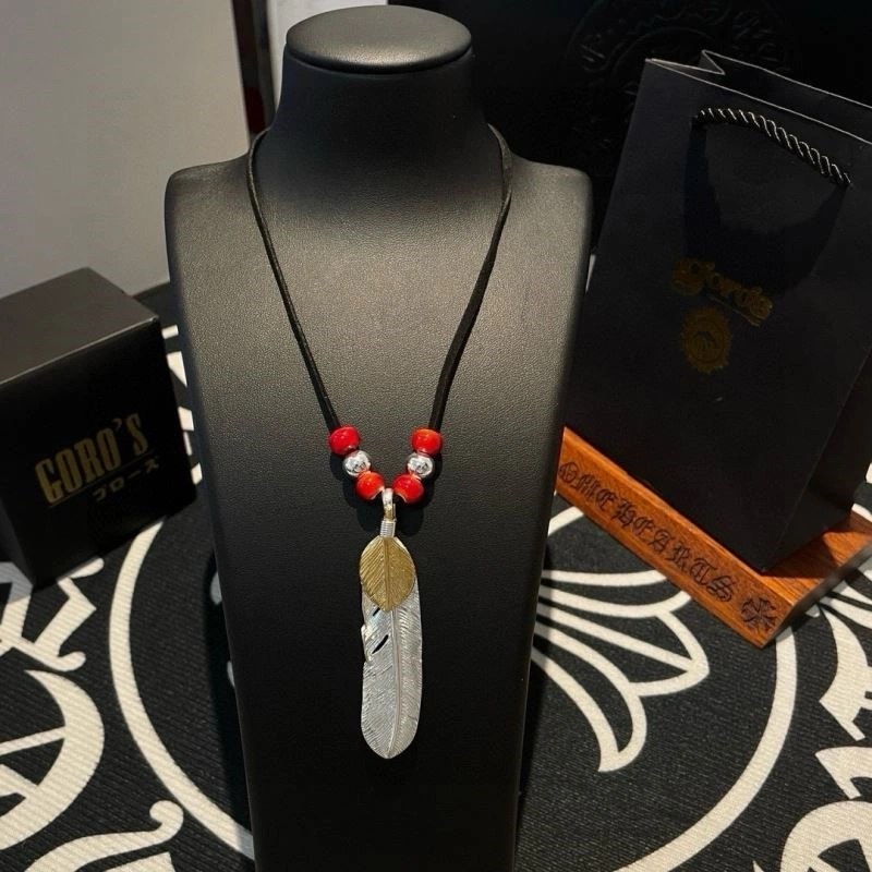 Low-cost Goros Necklaces