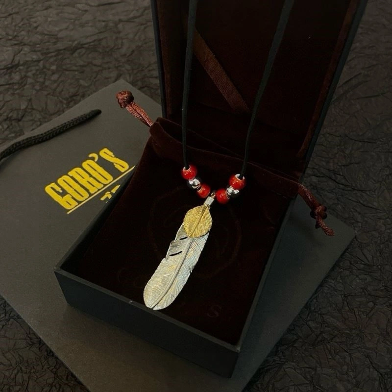 Low-cost Goros Necklaces