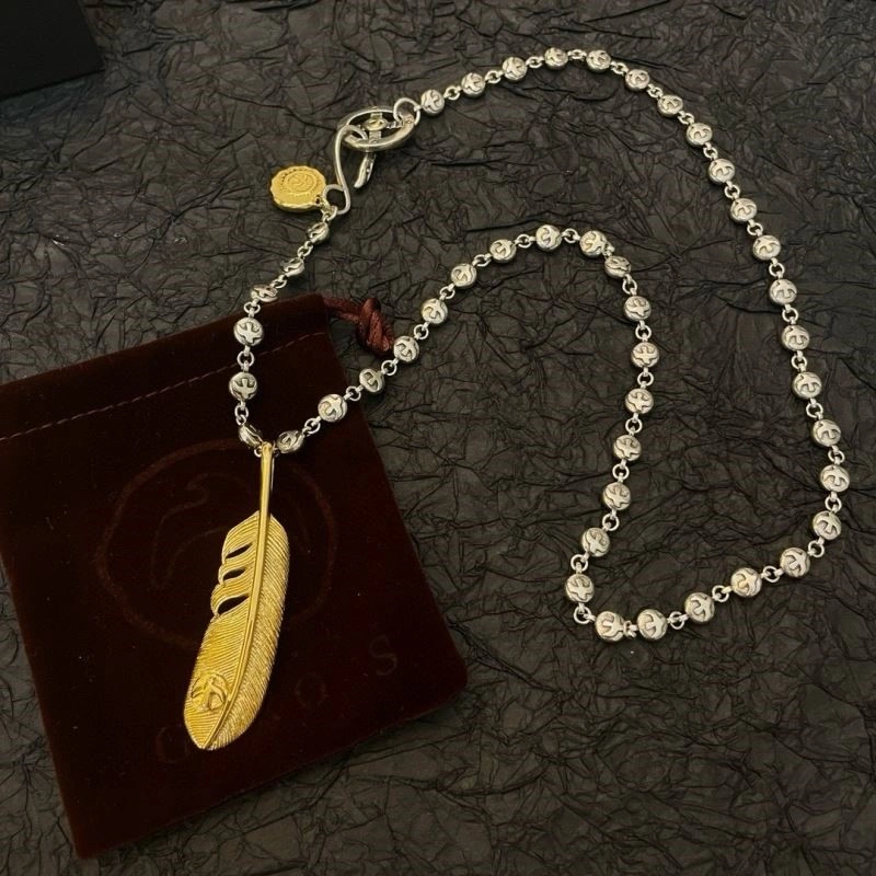 Low-cost Goros Necklaces