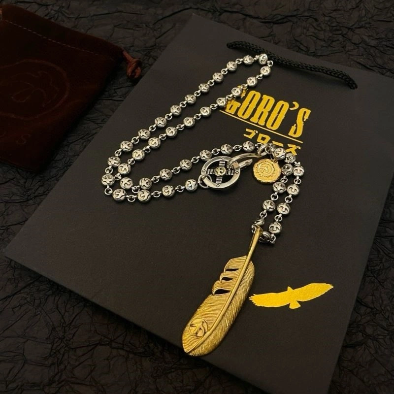 Low-cost Goros Necklaces
