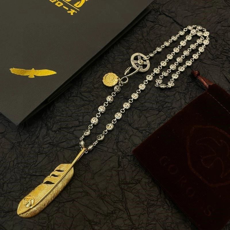 Low-cost Goros Necklaces