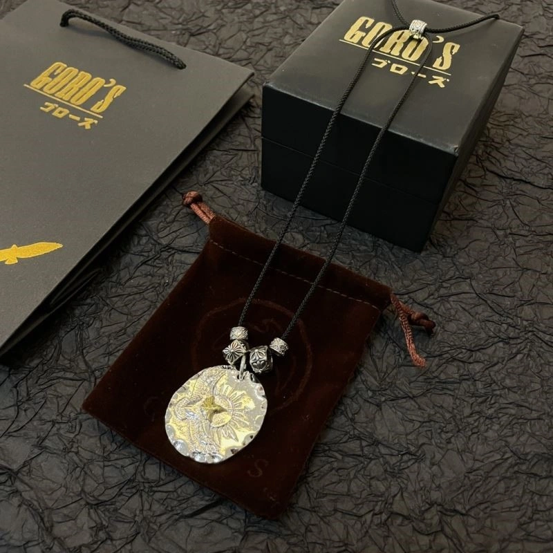 Accurate model Goros Necklaces
