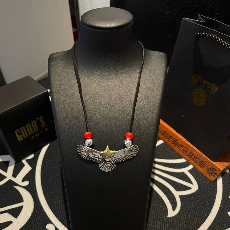Low-cost Goros Necklaces