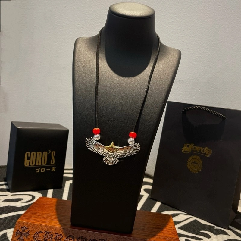 Low-cost Goros Necklaces