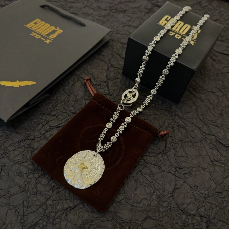 Indistinguishable Goros Necklaces
