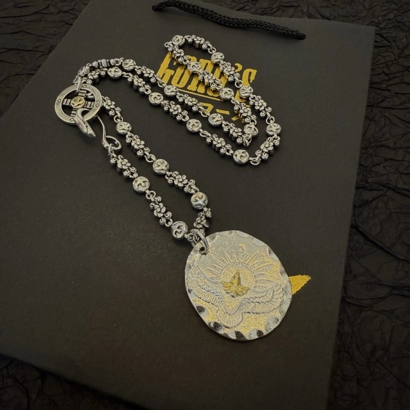 Indistinguishable Goros Necklaces