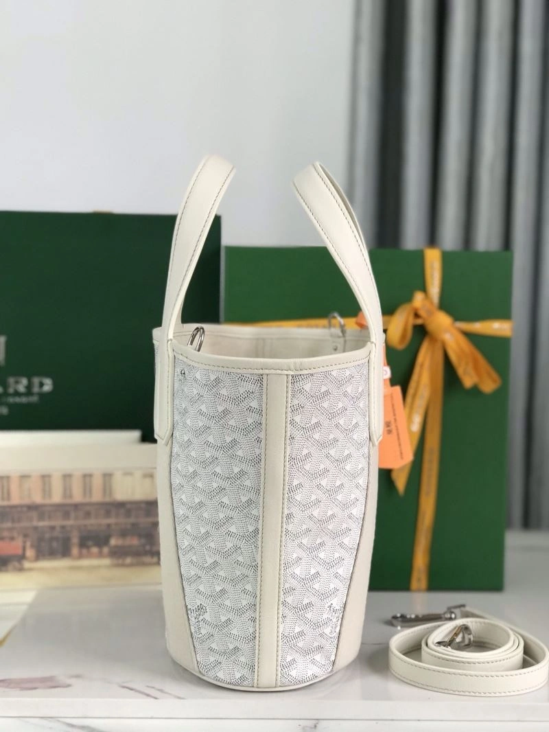 Indistinguishable Goyard Bucket Bags