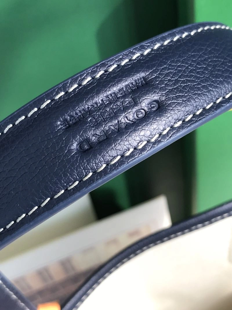 Top mirror Goyard Bucket Bags