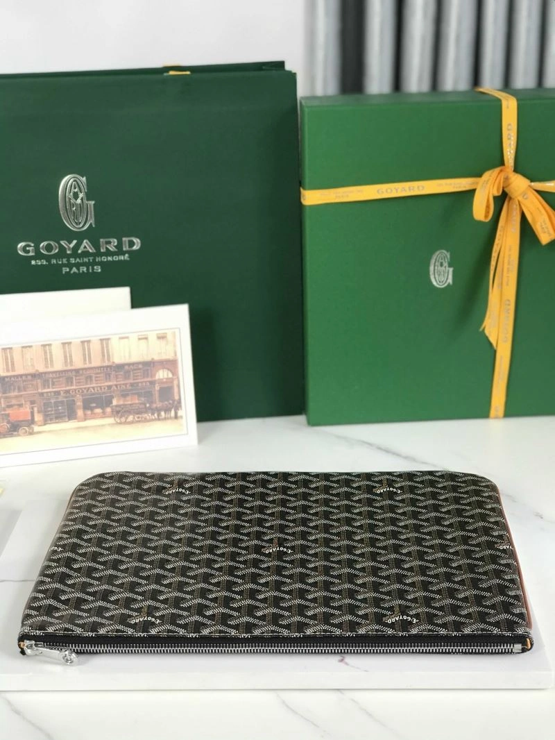 Real Goyard Clutch Bags