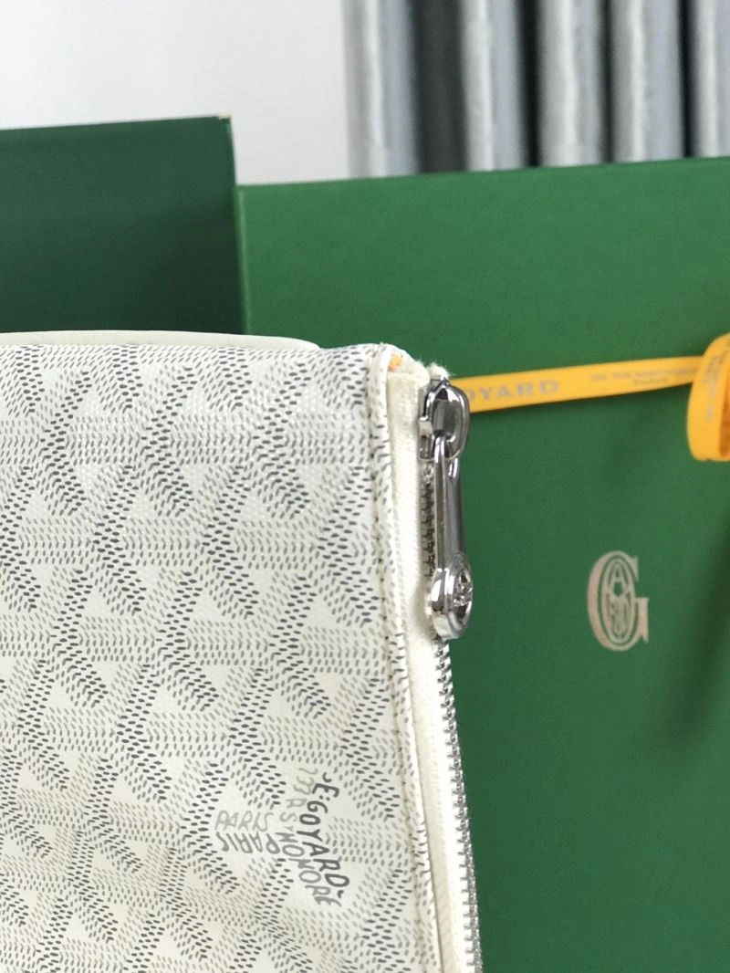 Legit Goyard Clutch Bags
