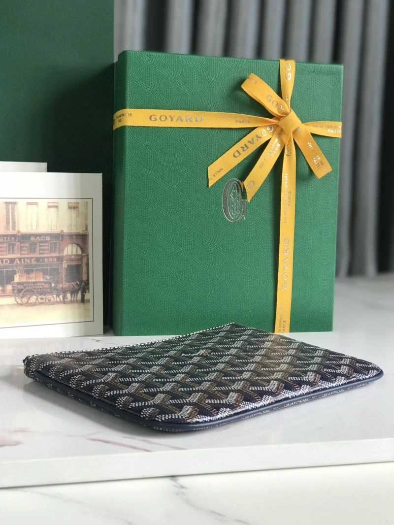 Reasonably priced Goyard Clutch Bags