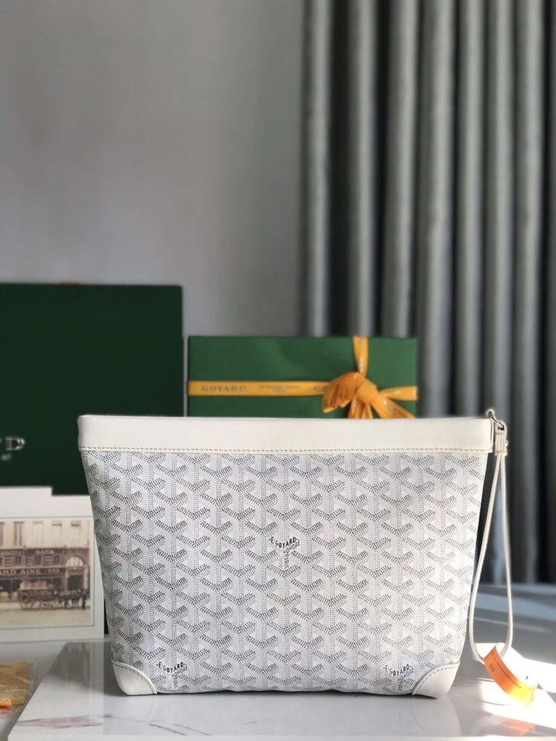 Indistinguishable Goyard Clutch Bags