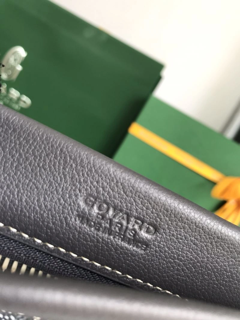 Top mirror Goyard Clutch Bags