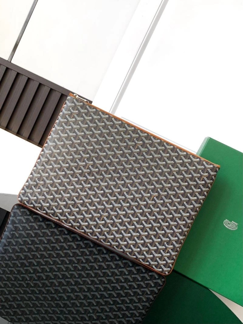 Goyard Clutch Bags