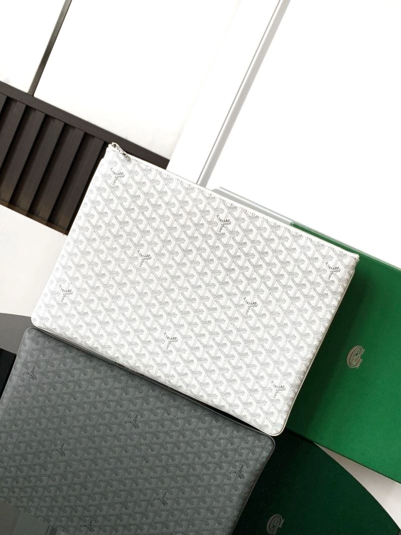 Goyard Clutch Bags