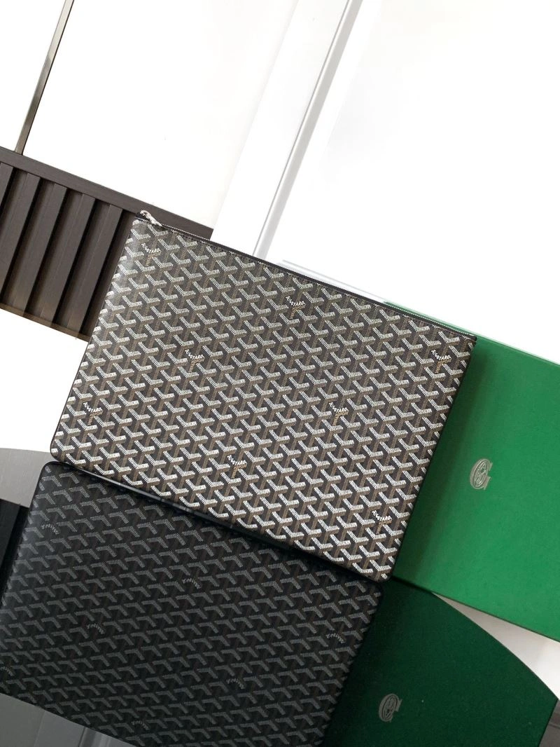 Goyard Clutch Bags
