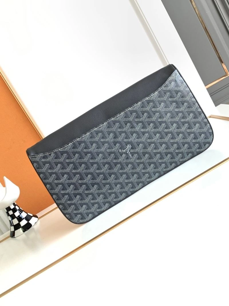 Reasonably priced Goyard Clutch Bags