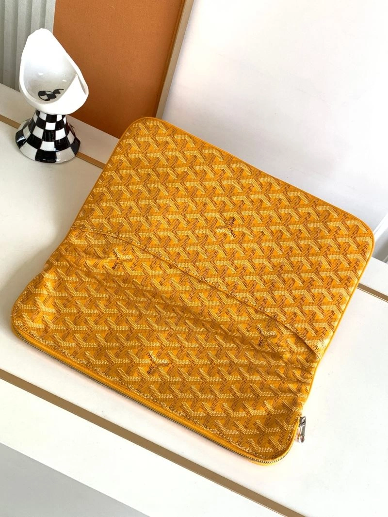 Inexpensive Goyard Clutch Bags